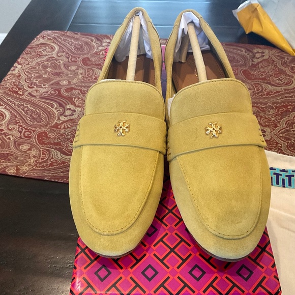 Tory Burch | Shoes | Tory Burch Split Suede Ballet Loaferin Cornbread ...
